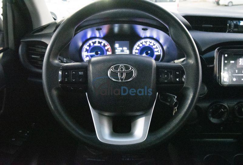 Toyota | Hilux | 2020 | 278985 | Yalla Deals